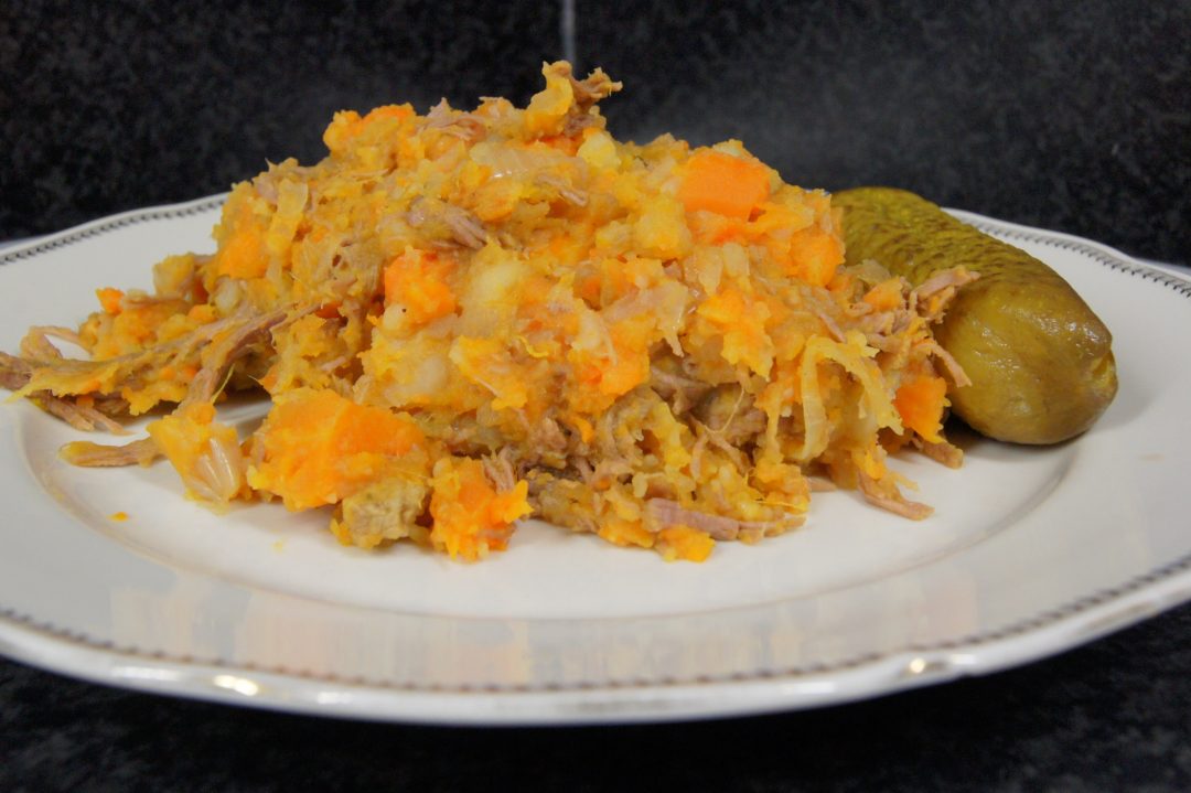 Hutspot met klapstuk uit de slowcooker - Ik hou gewoon van eten