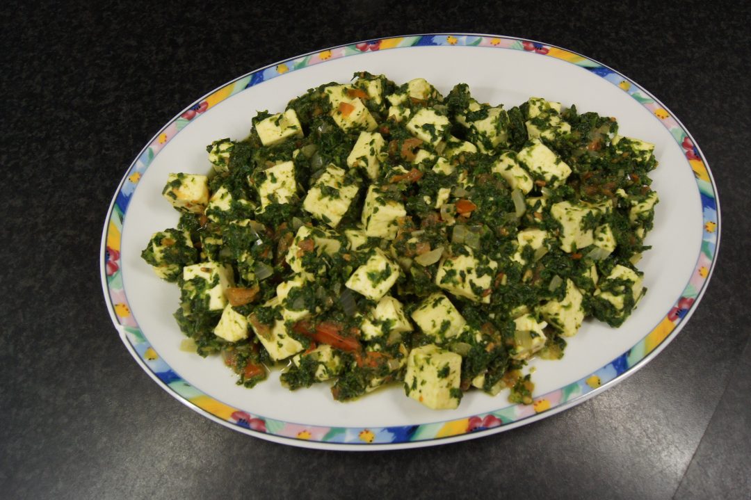 Palak paneer (spinazie met Indiase kaas) - Ik hou gewoon van eten